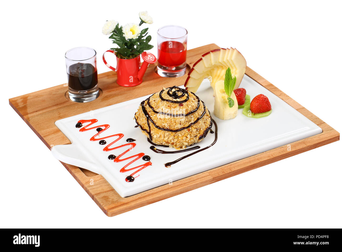 Traditional Turkish semolina halva - irmik helvasi Stock Photo - Alamy