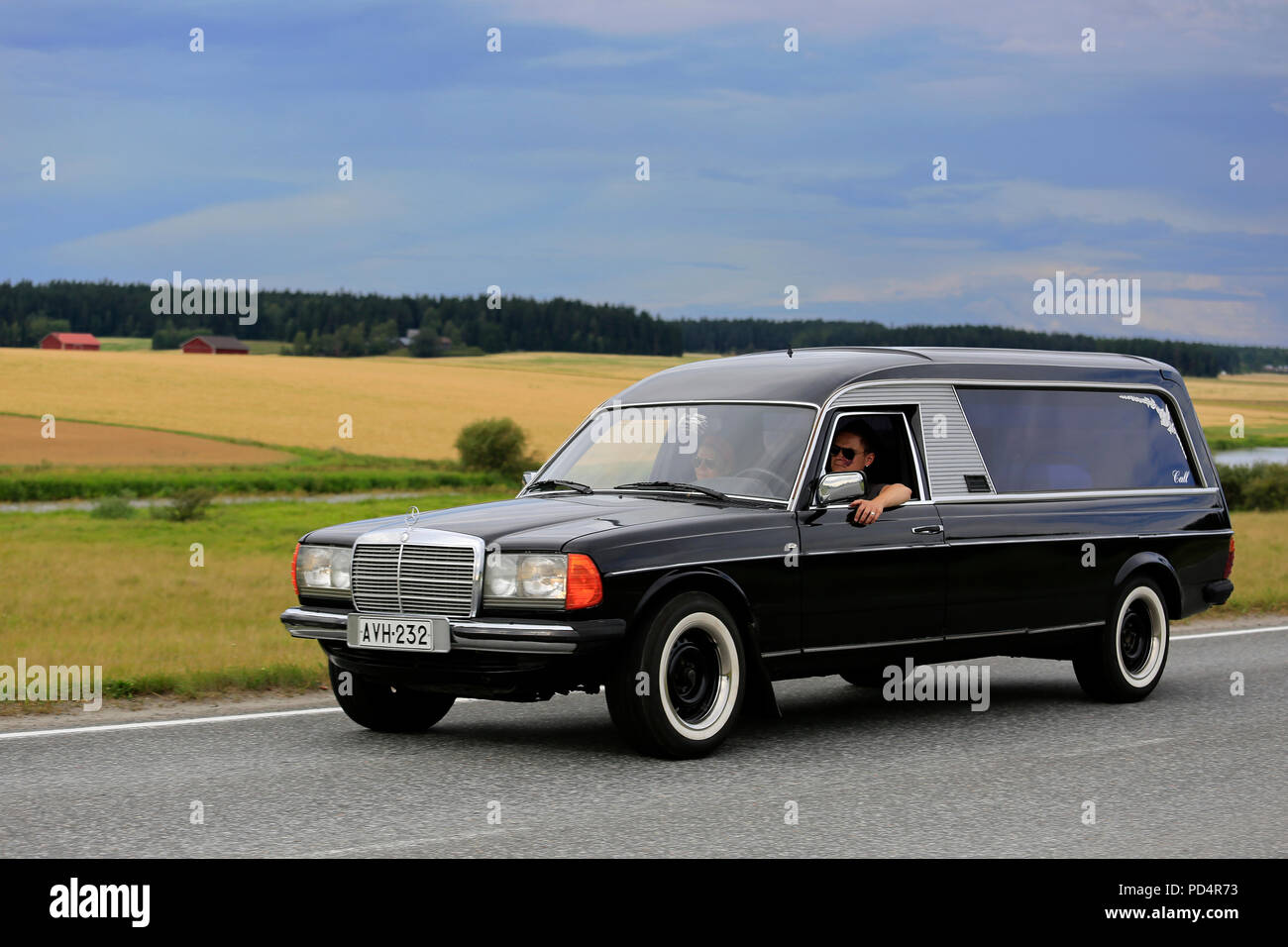 Funeral car hi-res stock photography and images - Alamy