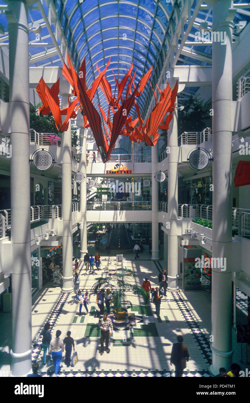 1988 HISTORICAL ST LOUIS CENTER MALL ST LOUIS MISSOURI USA Stock Photo ...