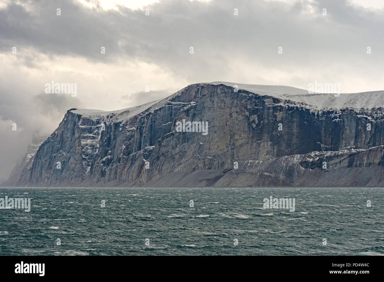 Sheer crags hi-res stock photography and images - Alamy