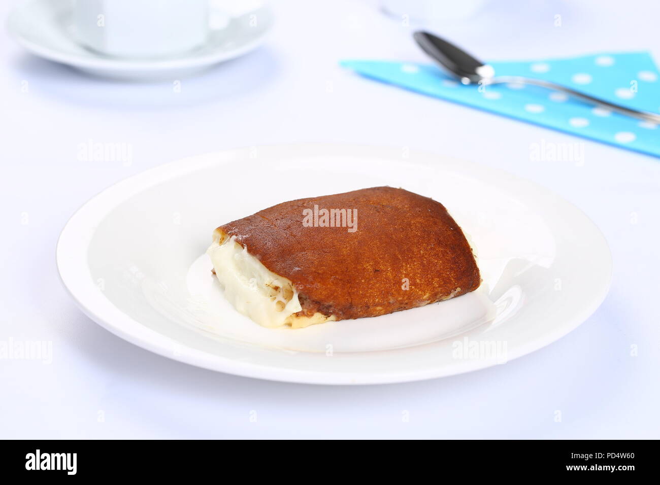 Turkish Dessert Kazandibi / milk baked pudding Stock Photo - Alamy