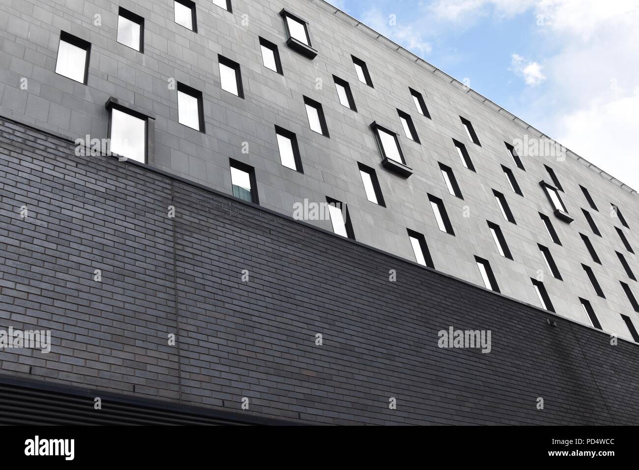 Modern manchester architecture hi-res stock photography and images - Alamy