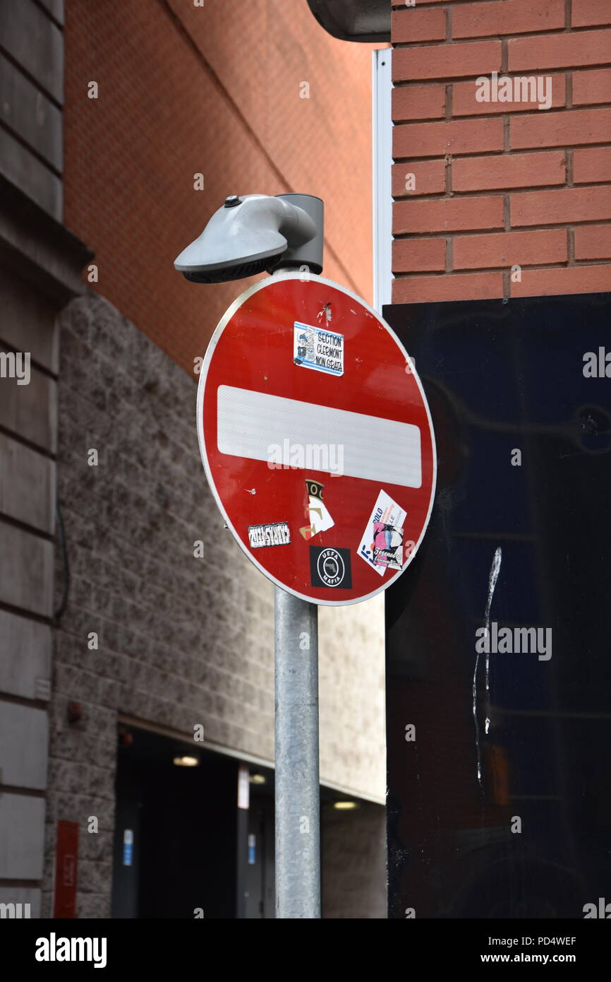No entry sign post hi-res stock photography and images - Alamy