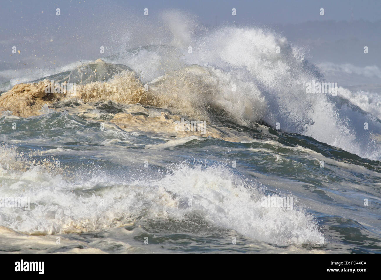 Top of a detailed big breaking sea wave Stock Photo - Alamy