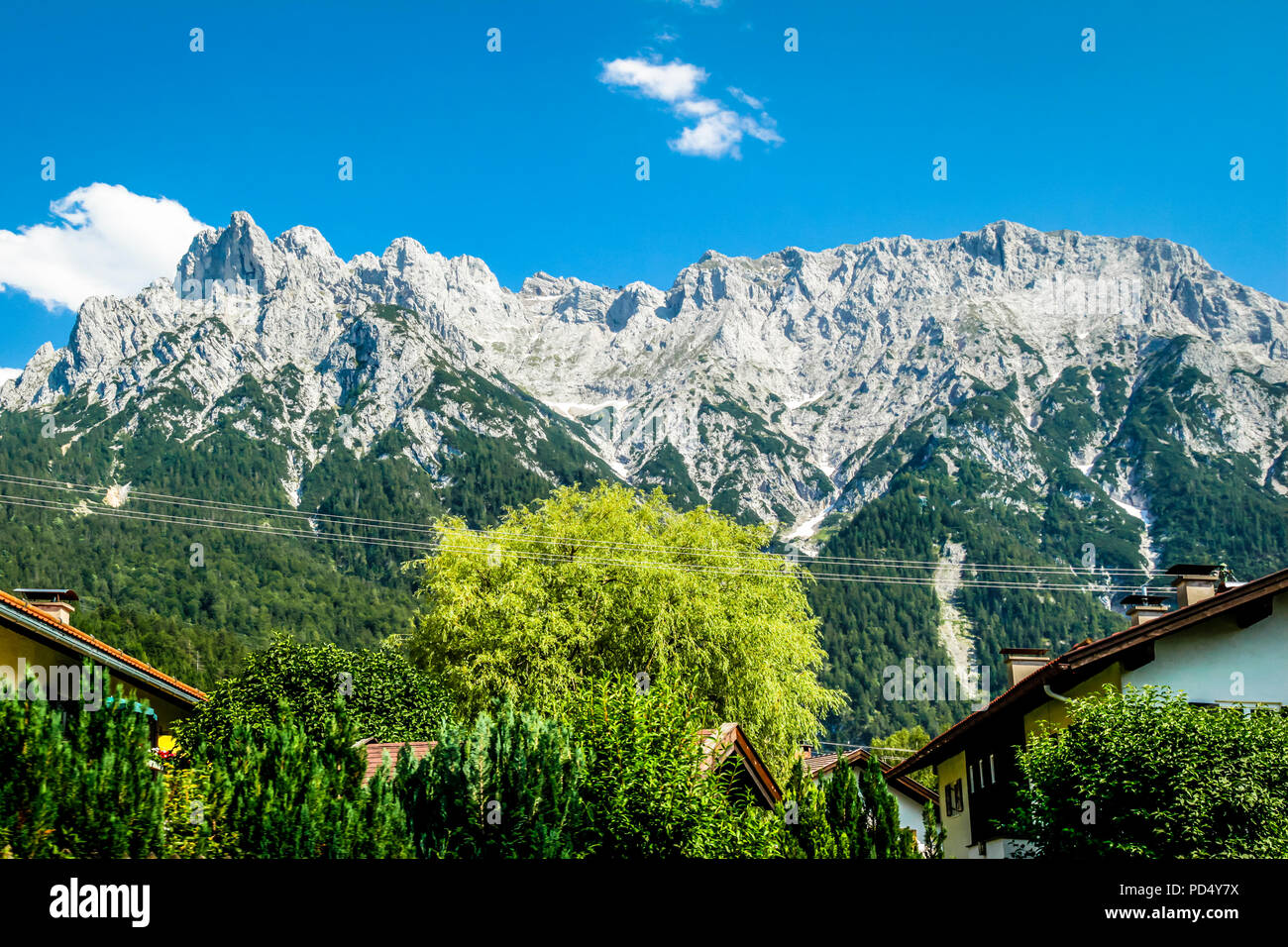 Scenic view european alps summer hi-res stock photography and images ...