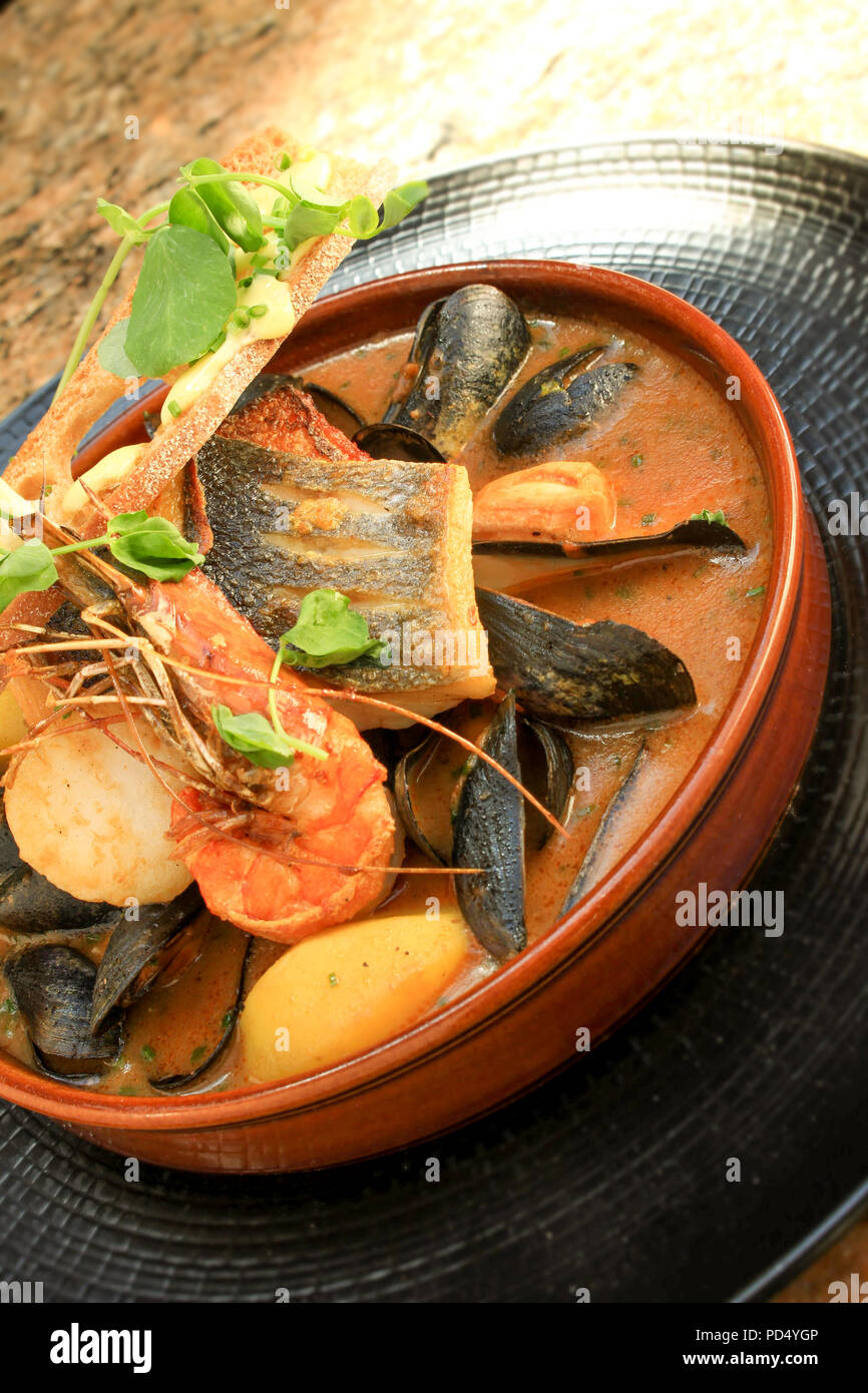 Marseilles fish stew hi-res stock photography and images - Alamy