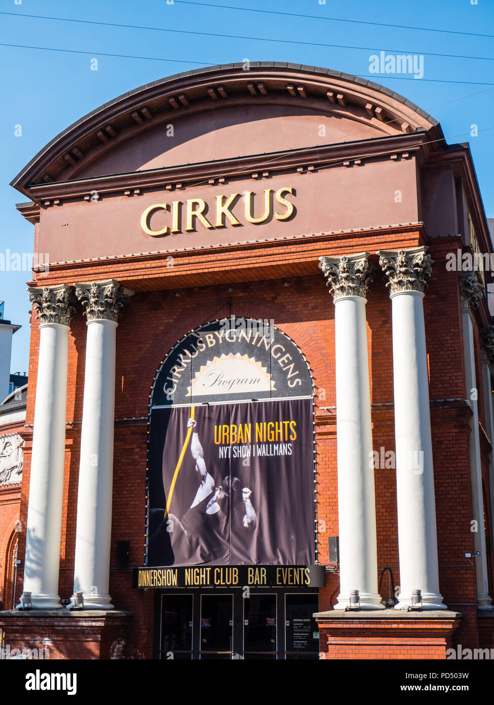 Circus building hi-res stock photography and images - Alamy