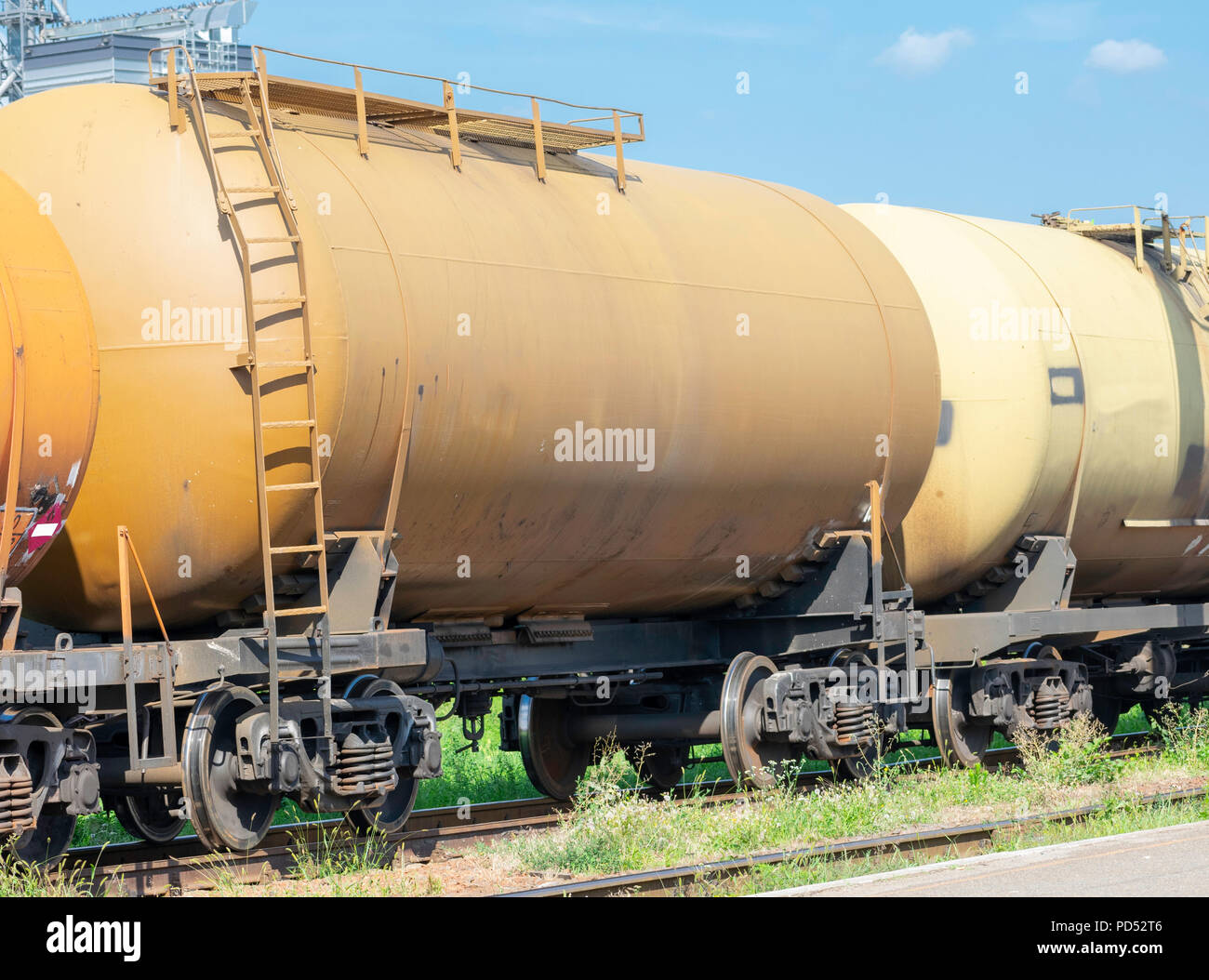 Oil transported tanker hi-res stock photography and images - Alamy