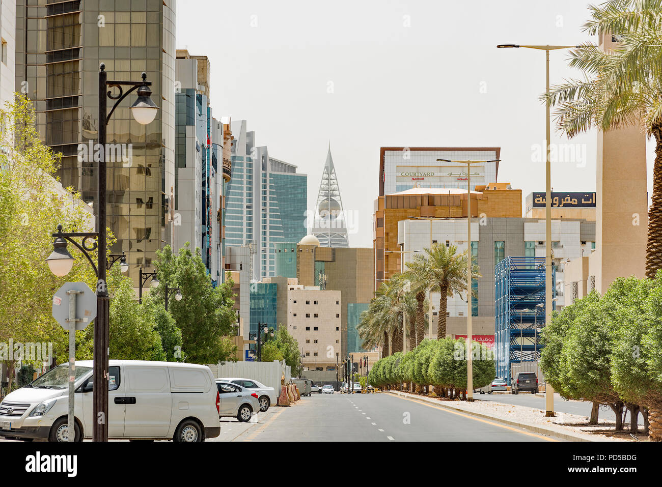 Downtown riyadh hi-res stock photography and images - Alamy