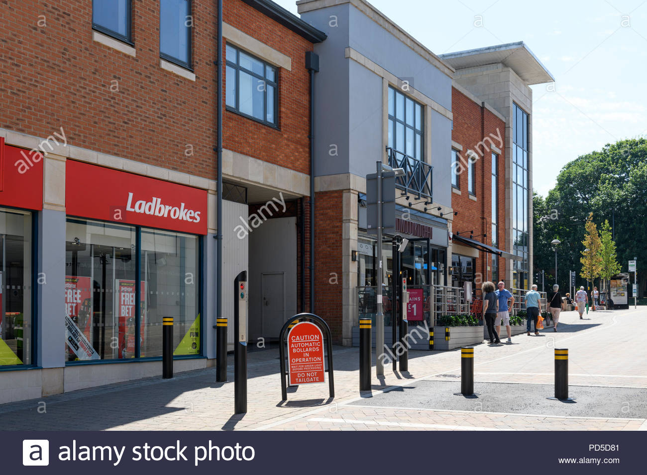 Betting Shops Uk High Resolution Stock Photography and Images - Alamy