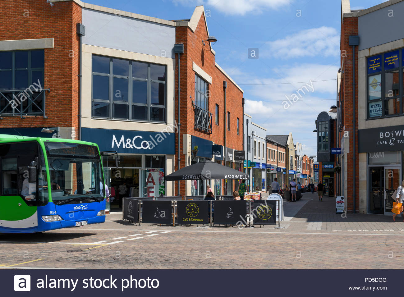 Didcot Town Center High Resolution Stock Photography and Images - Alamy