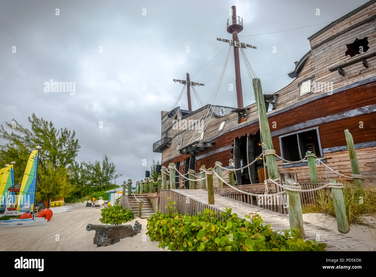 Pirate Ship Bar club on the Half Moon Island Bahamas Caribbean paradise ...