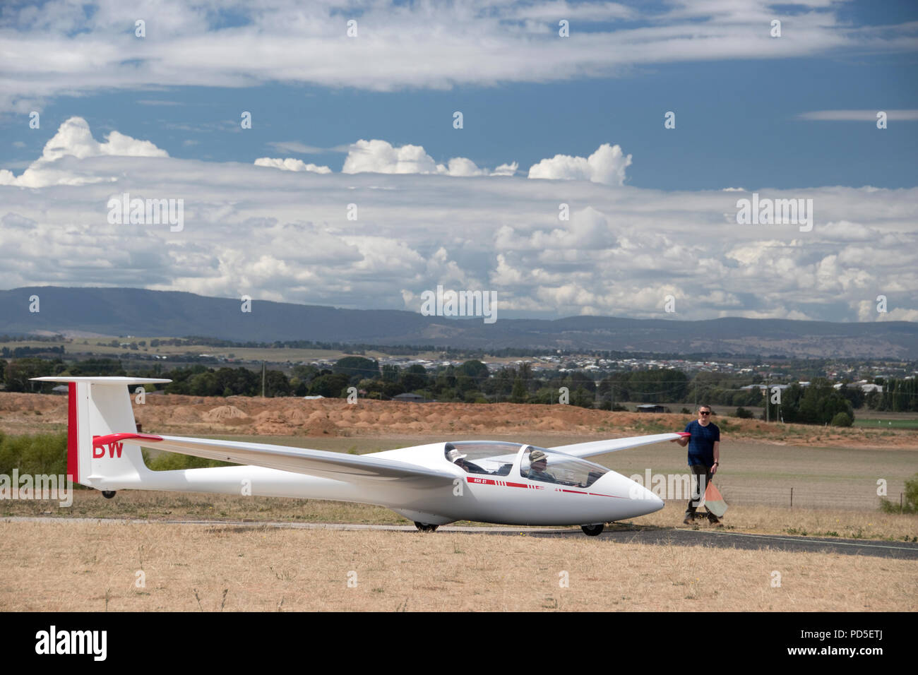 Gliding club aviation glider hi-res stock photography and images - Alamy
