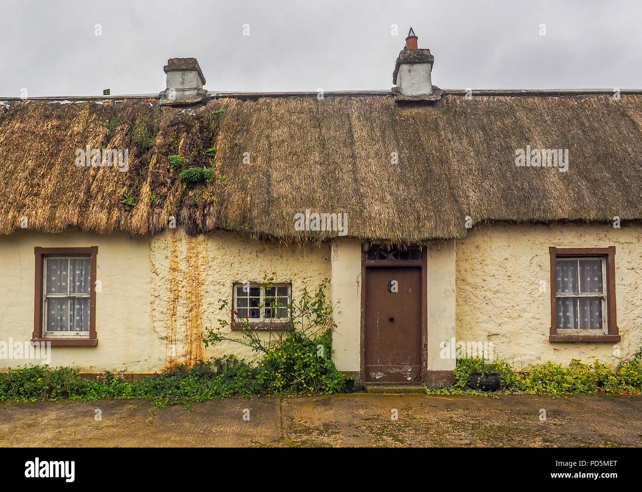 Derelict cottage, Ardagh, County Meath, Ireland Stock Photo - Alamy