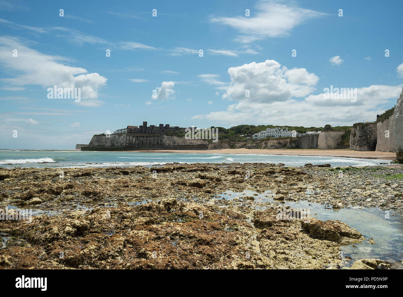 Kingsgate Bay beach Kent UK Stock Photo - Alamy