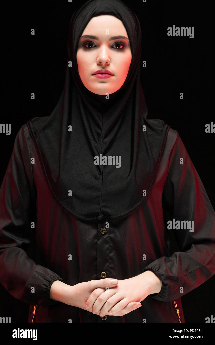Portrait of young Muslim woman in traditional clothes Stock Photo - Alamy