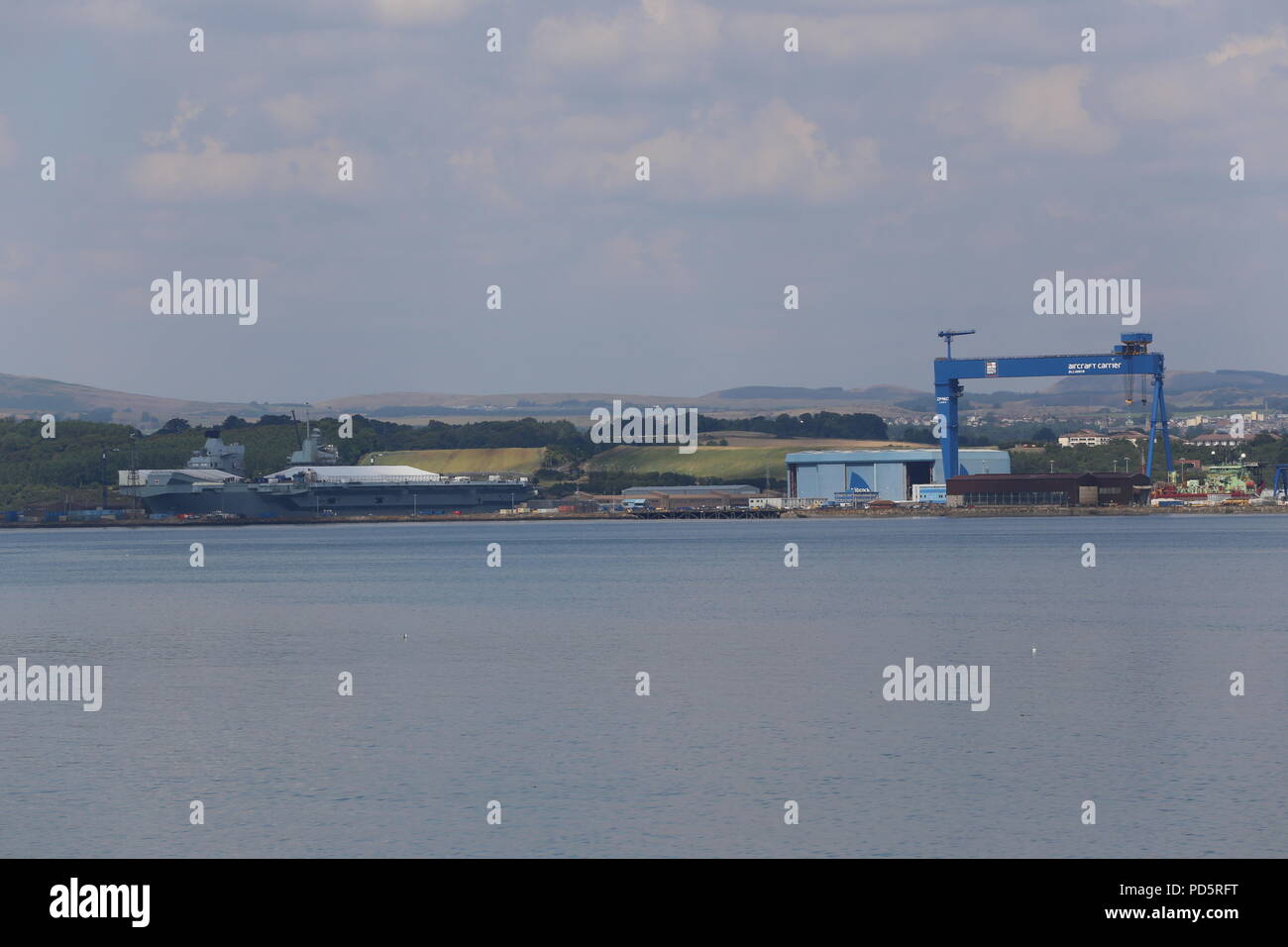Rosyth dockyard hi-res stock photography and images - Alamy