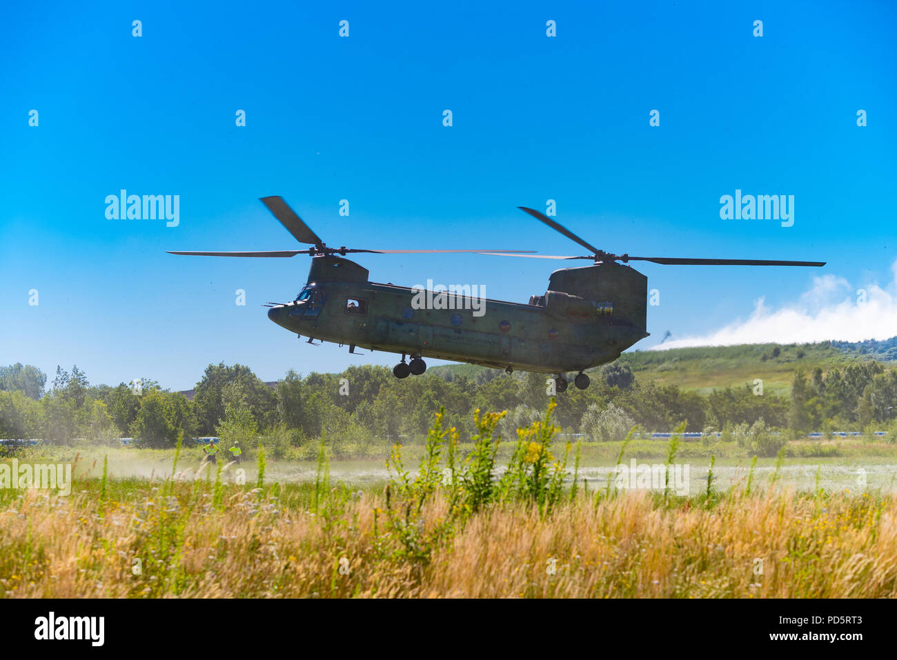 Chinook helicopter fire hi-res stock photography and images - Alamy