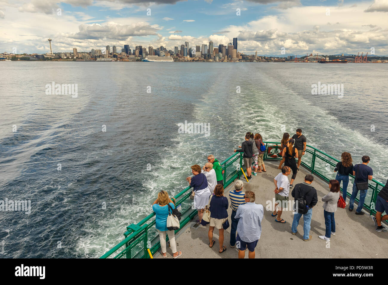 Seattle ferry hi-res stock photography and images - Alamy