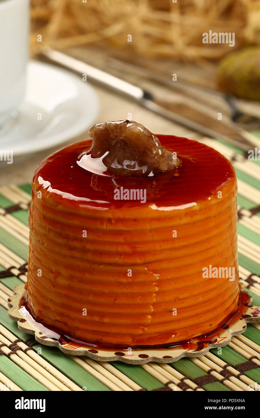 Caramel nut chocolate round hi-res stock photography and images - Alamy