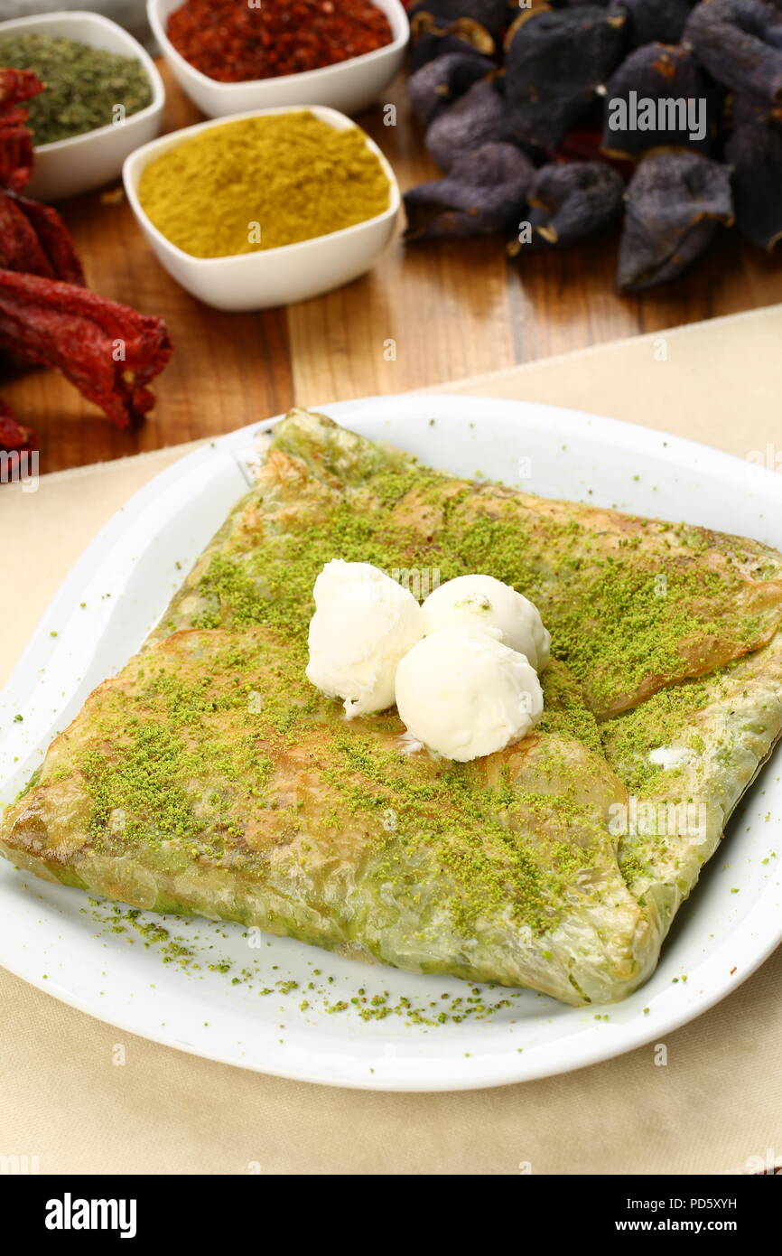 Turkish Dessert Katmer on Pistachio Powder Stock Photo - Alamy