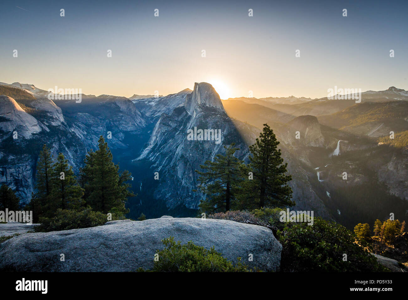 Yosemite glacier point sunrise hi-res stock photography and images - Alamy
