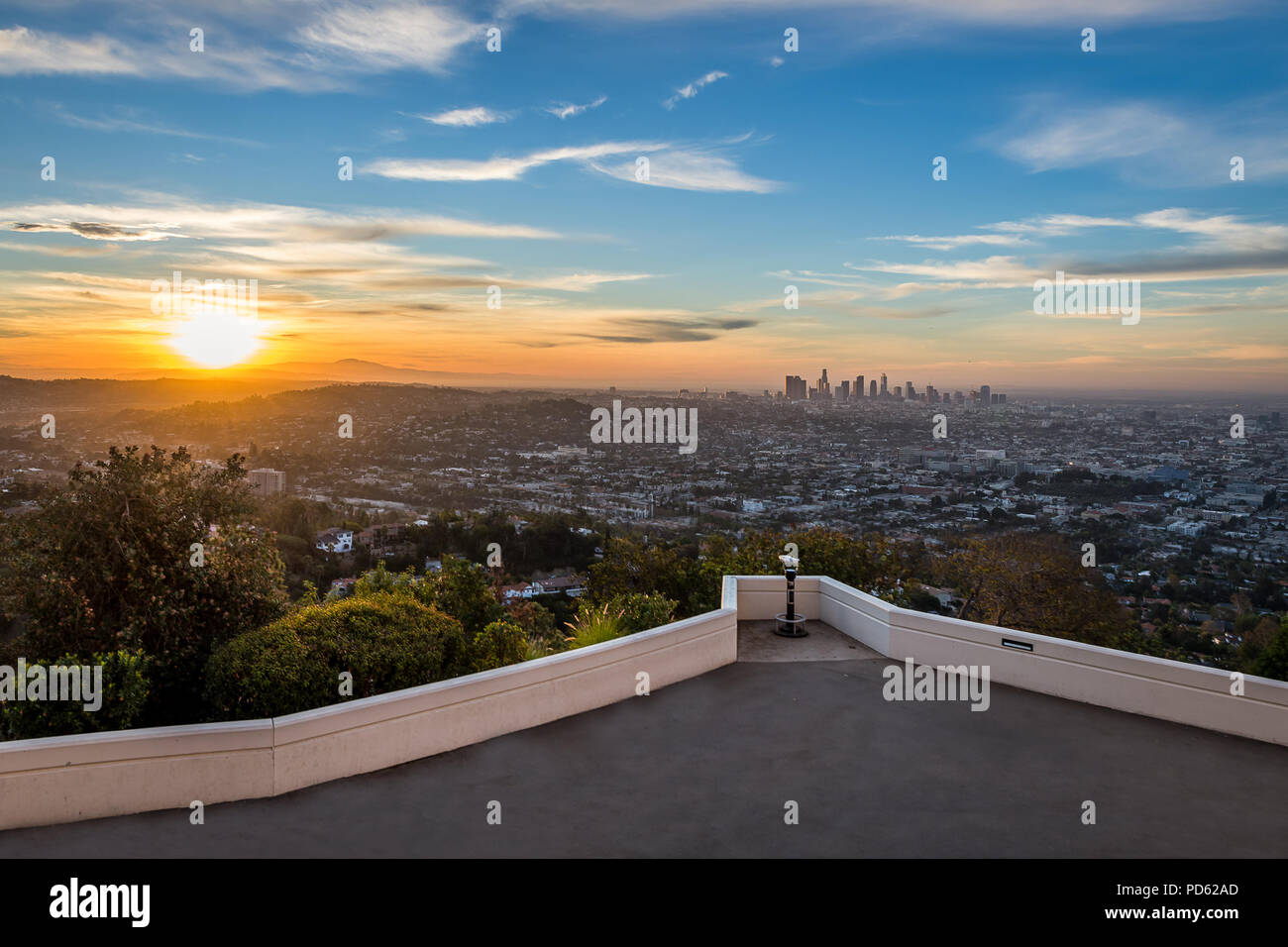 Griffith Observatory Sunrise Stock Photo - Alamy