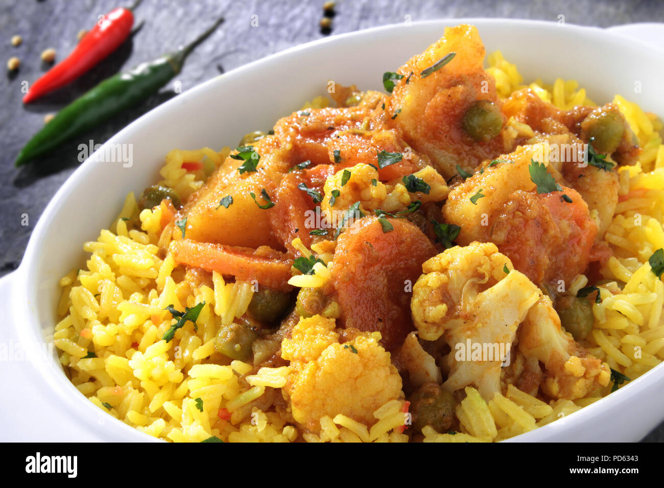 plated traditional indian curry meal Stock Photo - Alamy