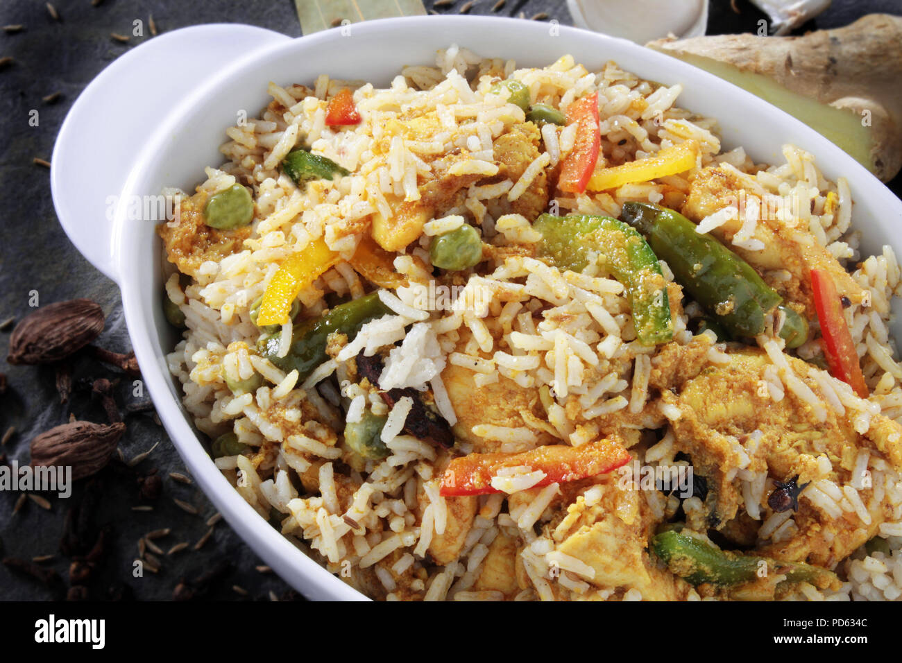Biryani rice with naan bread hi-res stock photography and images - Alamy