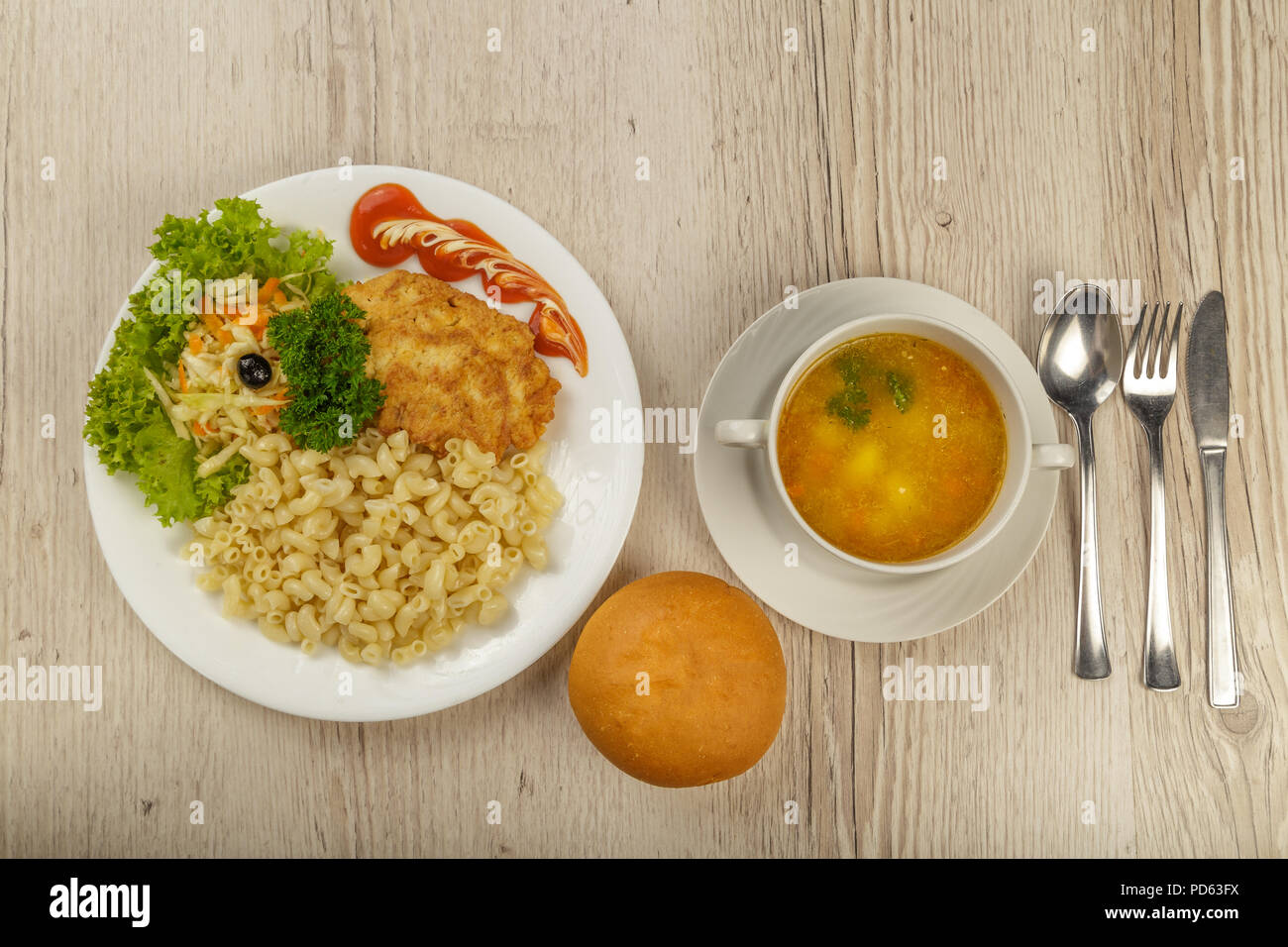 Baked chicken fillet pasta hi-res stock photography and images - Alamy