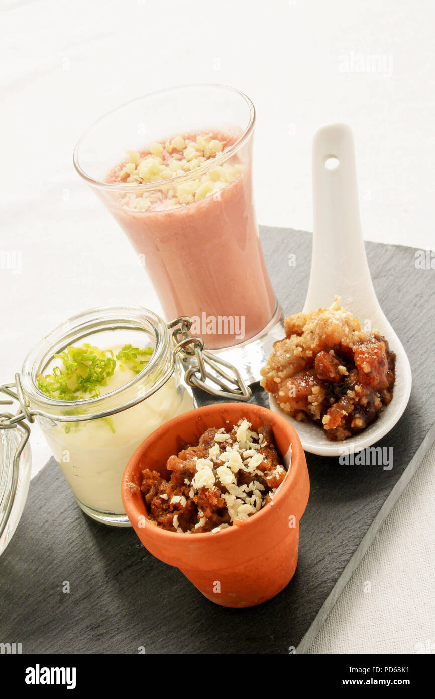 Strawberry sweet canapes hi-res stock photography and images - Alamy