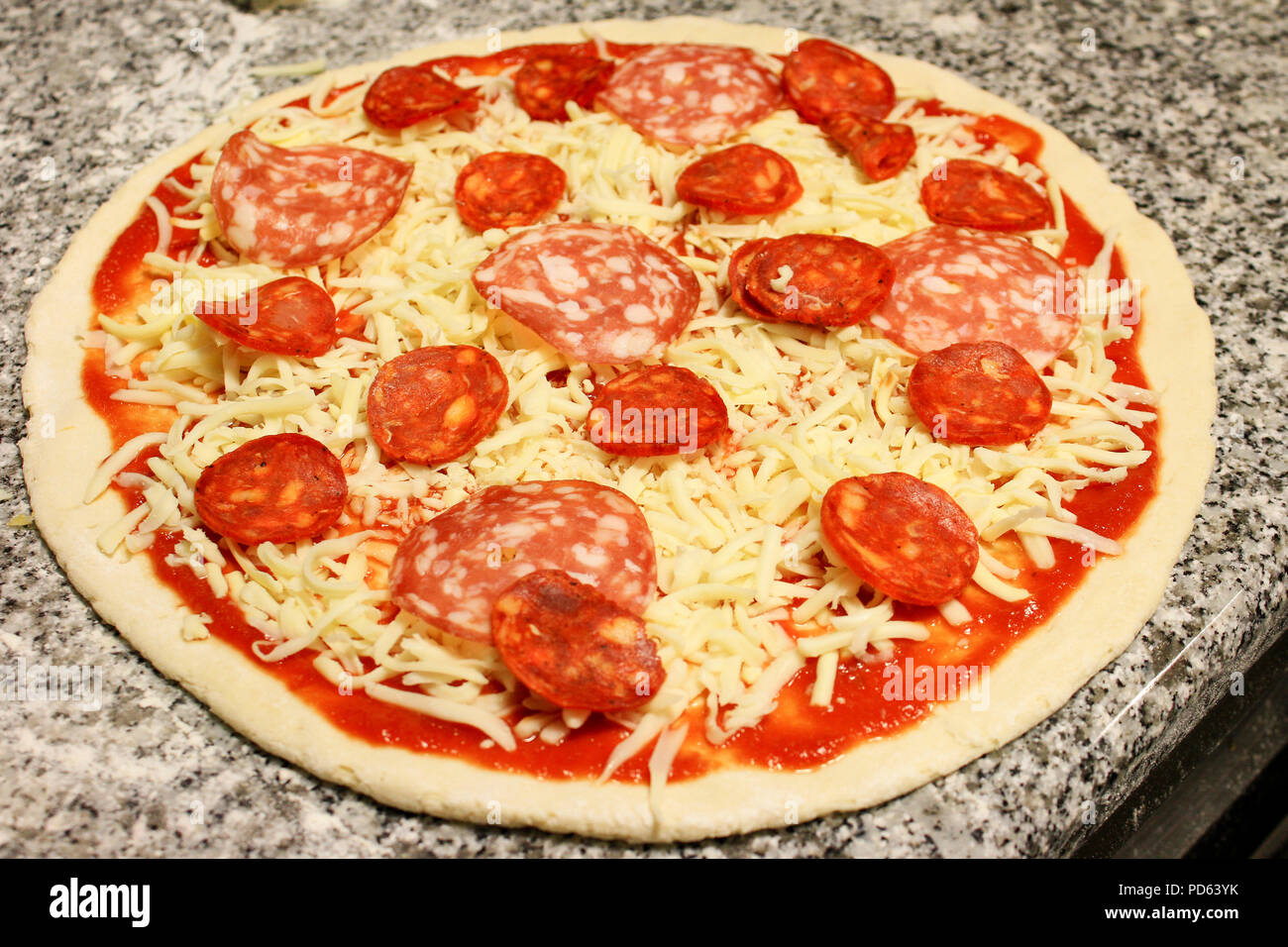 chef making fresh pizza Stock Photo - Alamy