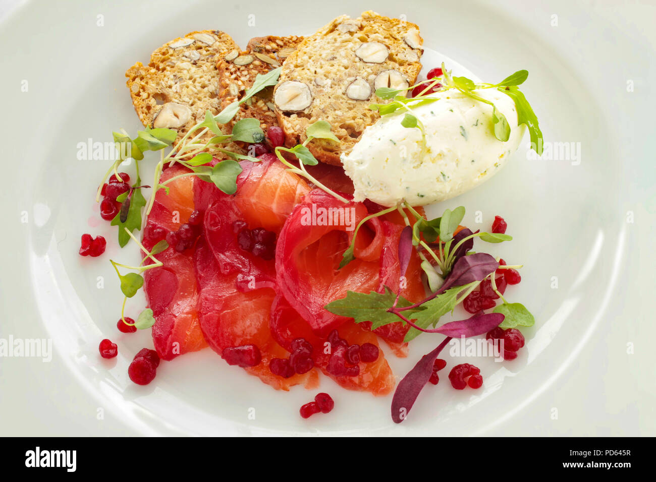 Plated smoked salmon starter hi-res stock photography and images - Alamy