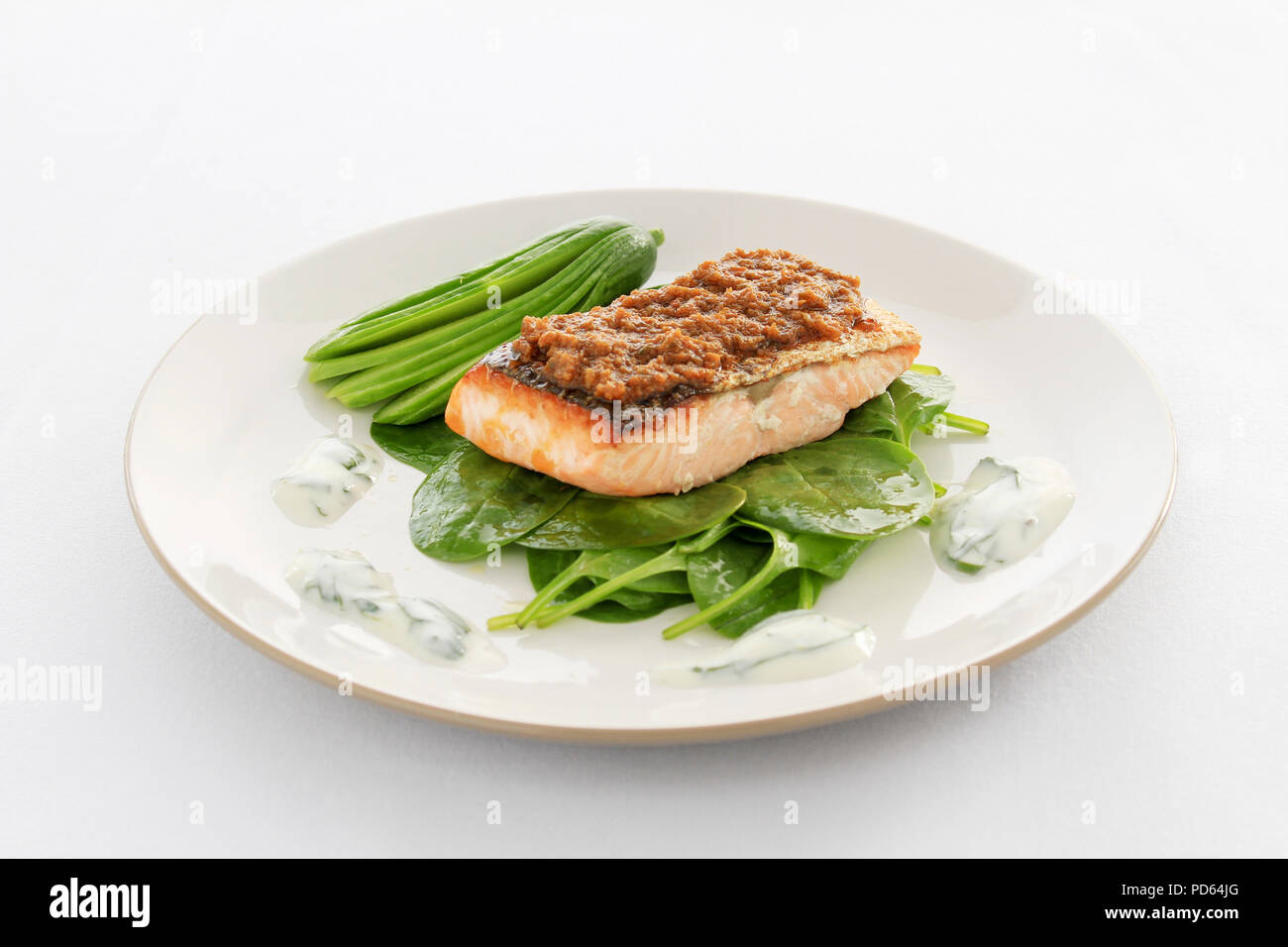 Plated salmon main hi-res stock photography and images - Alamy