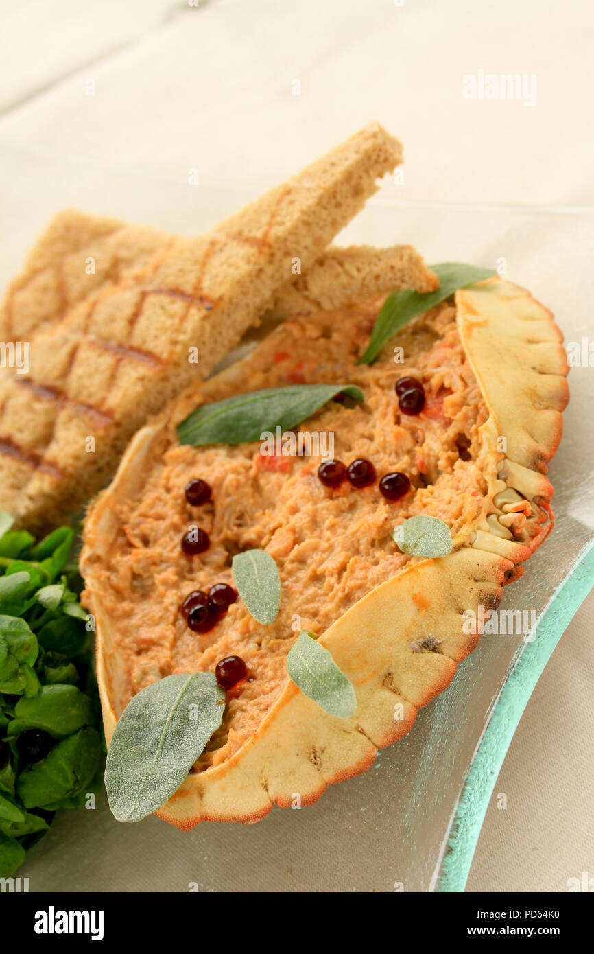 Devon crab starter hi-res stock photography and images - Alamy