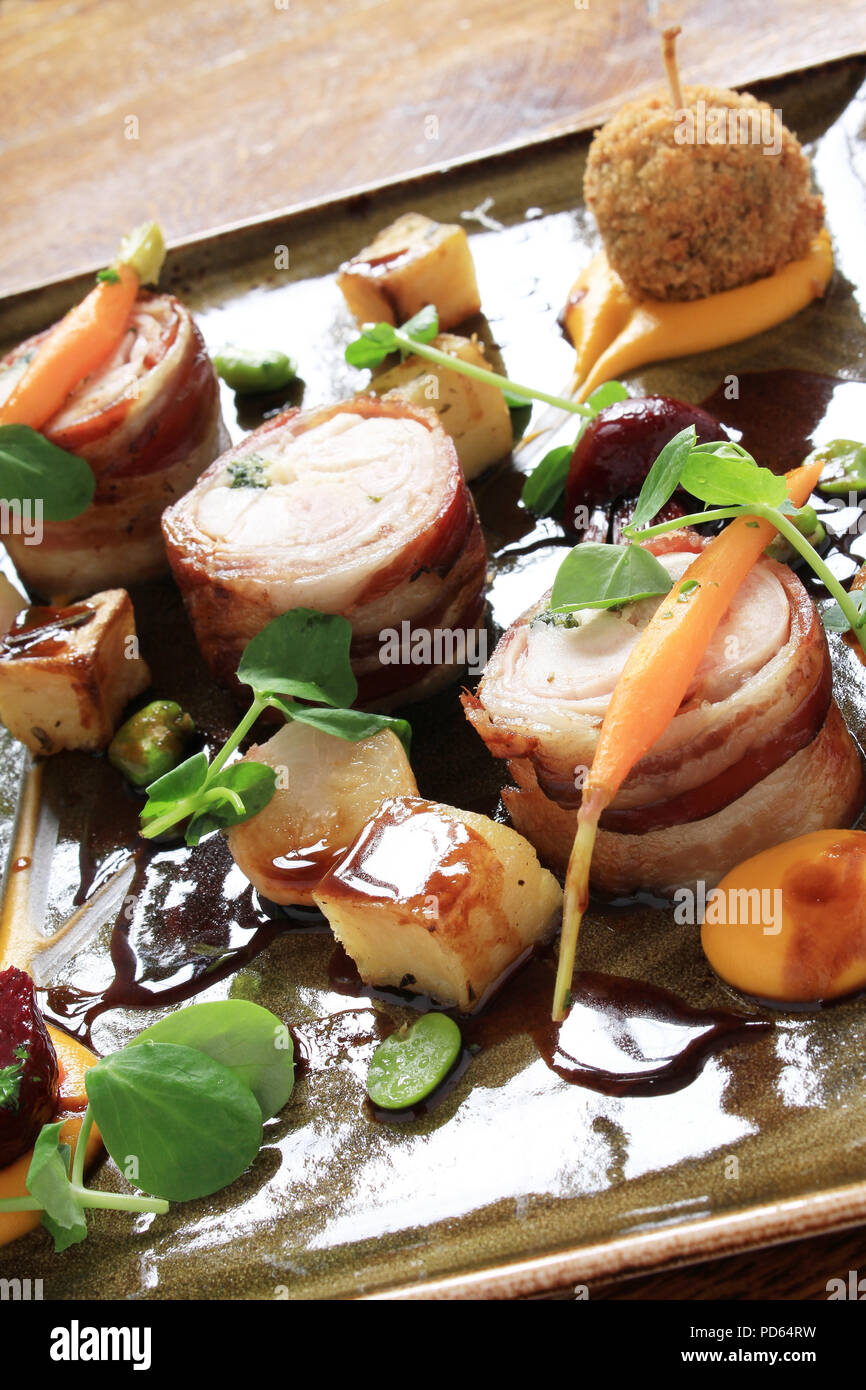 Chicken roulade hi-res stock photography and images - Alamy