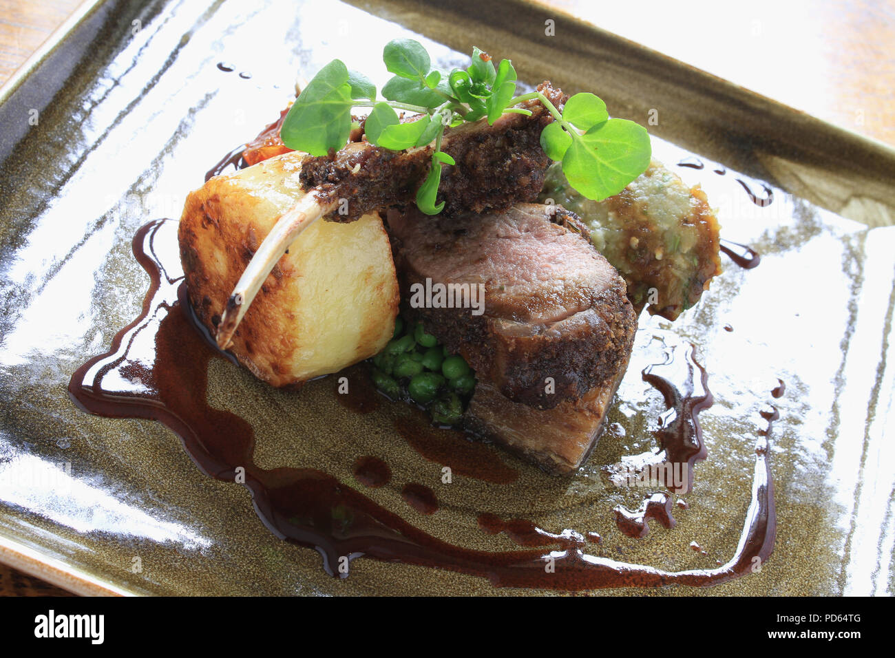 Sunday lunch main meal hi-res stock photography and images - Alamy