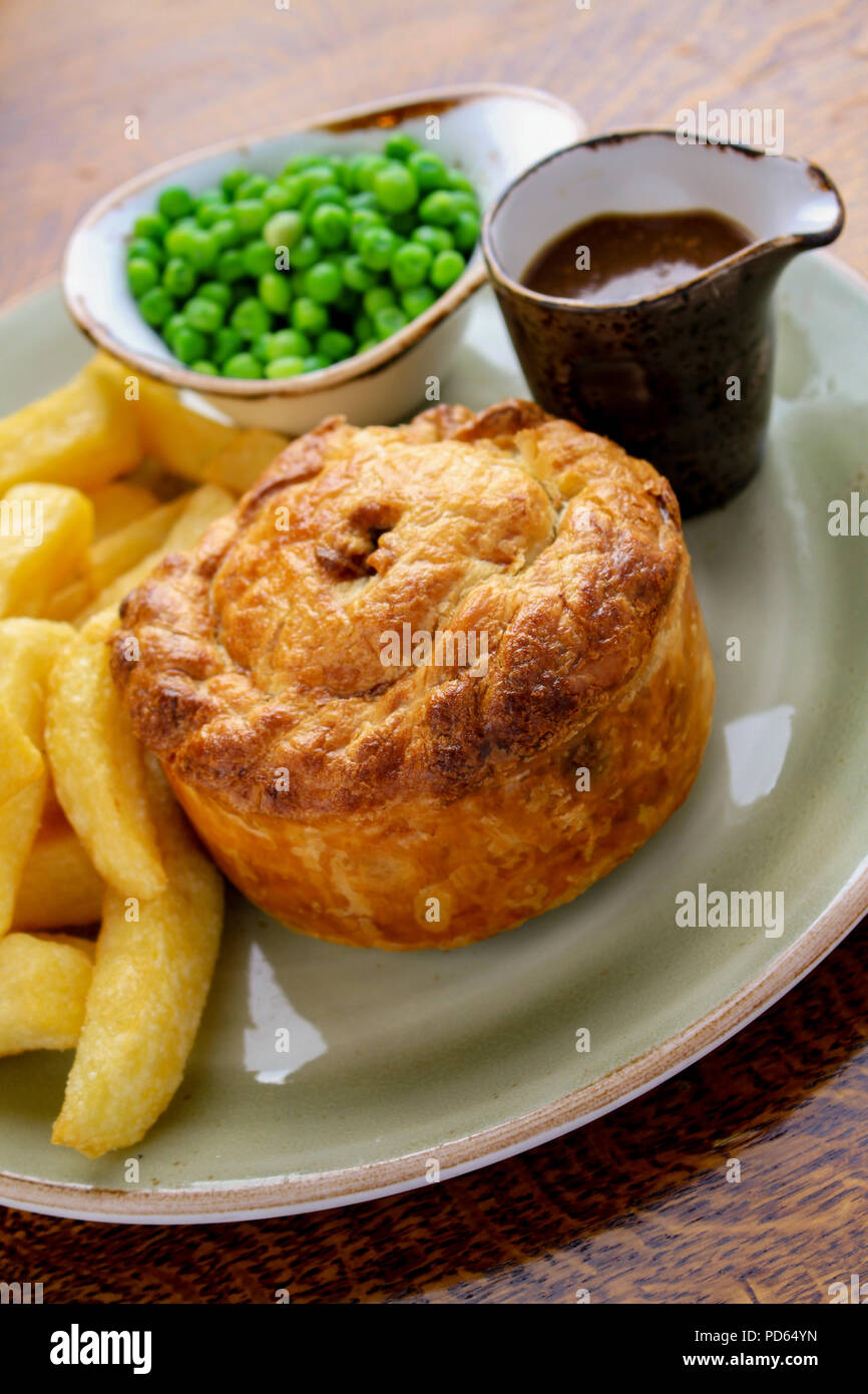 Steak beef pie chips fries hi-res stock photography and images - Alamy