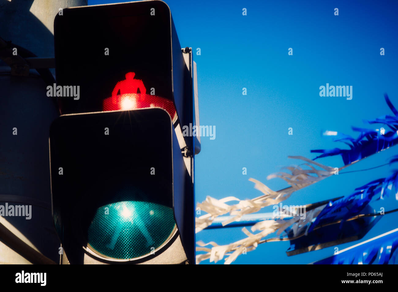 Double traffic signal hi-res stock photography and images - Alamy