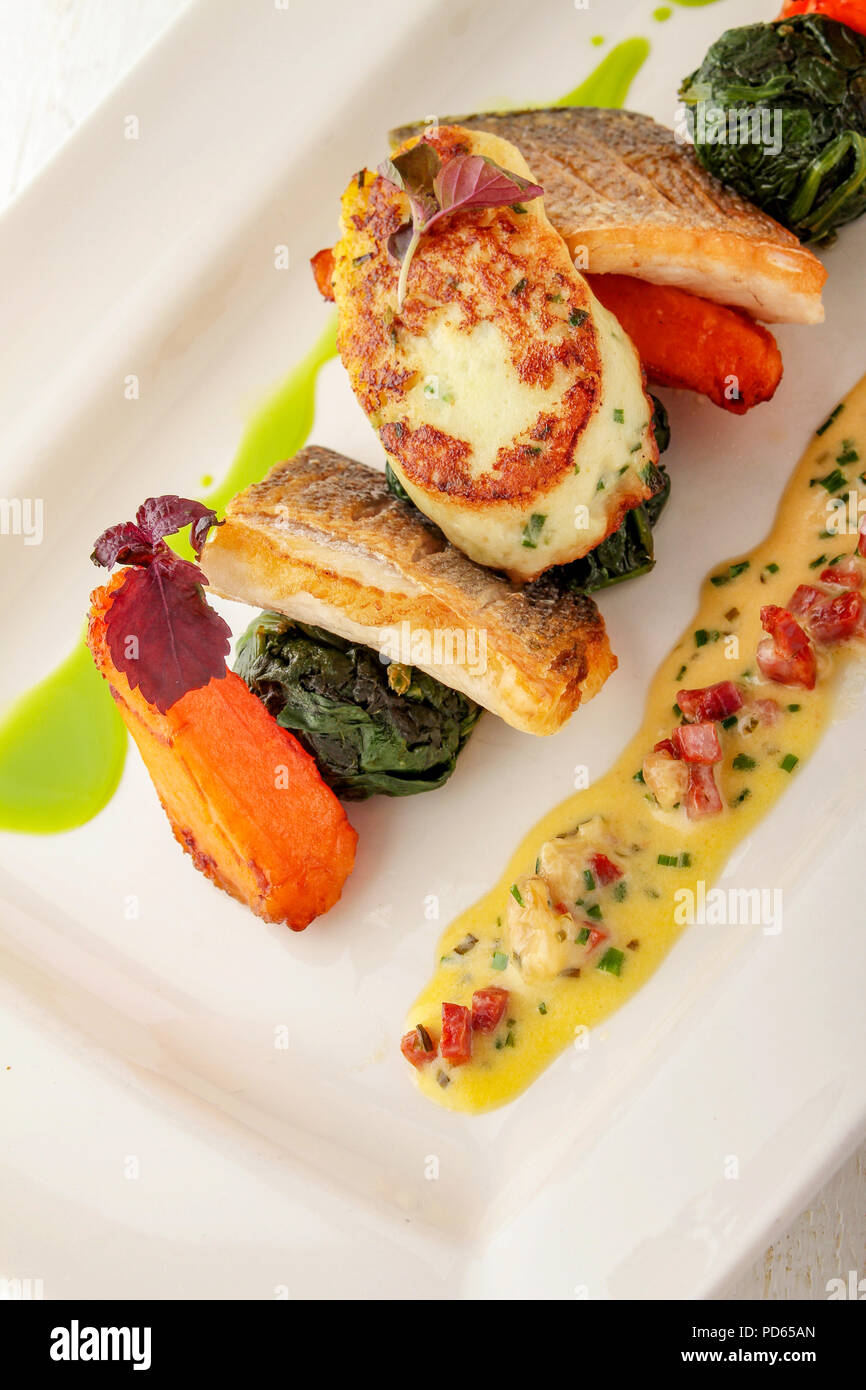 Plated sea bass meal hi-res stock photography and images - Alamy