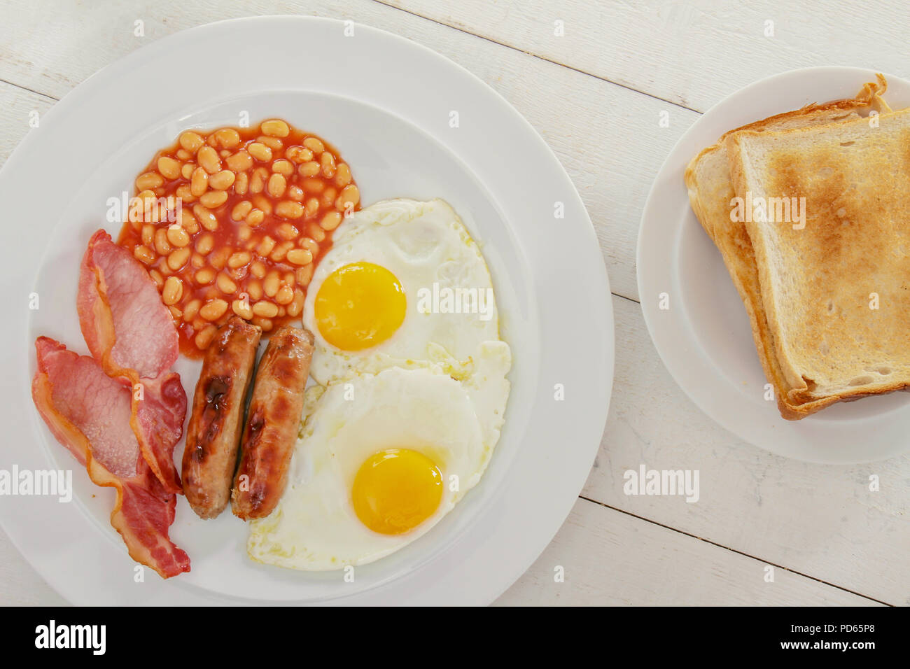 traditional cooked full English breakfast Stock Photo - Alamy