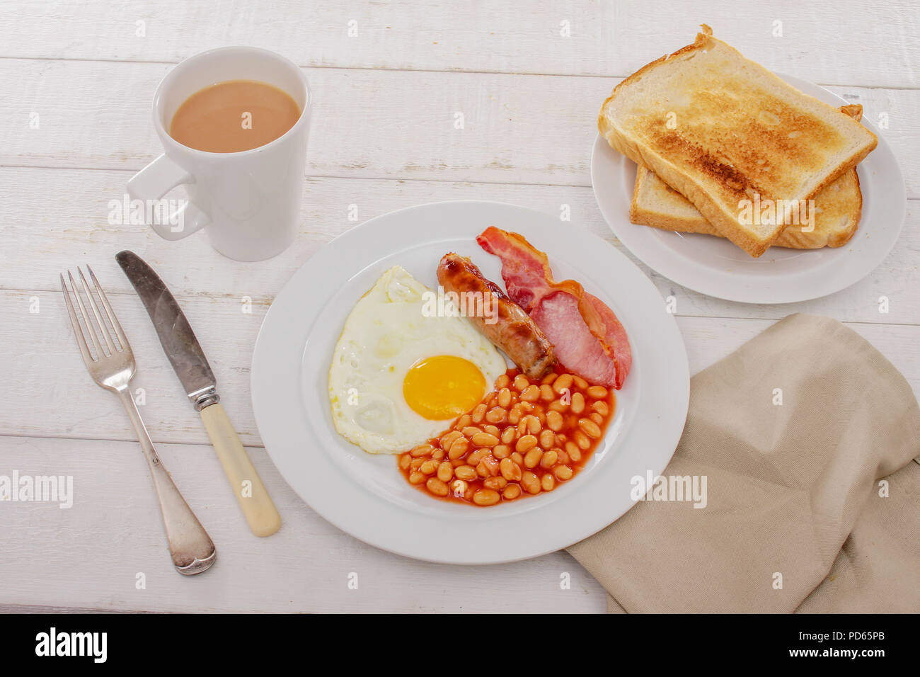traditional cooked full English breakfast Stock Photo - Alamy