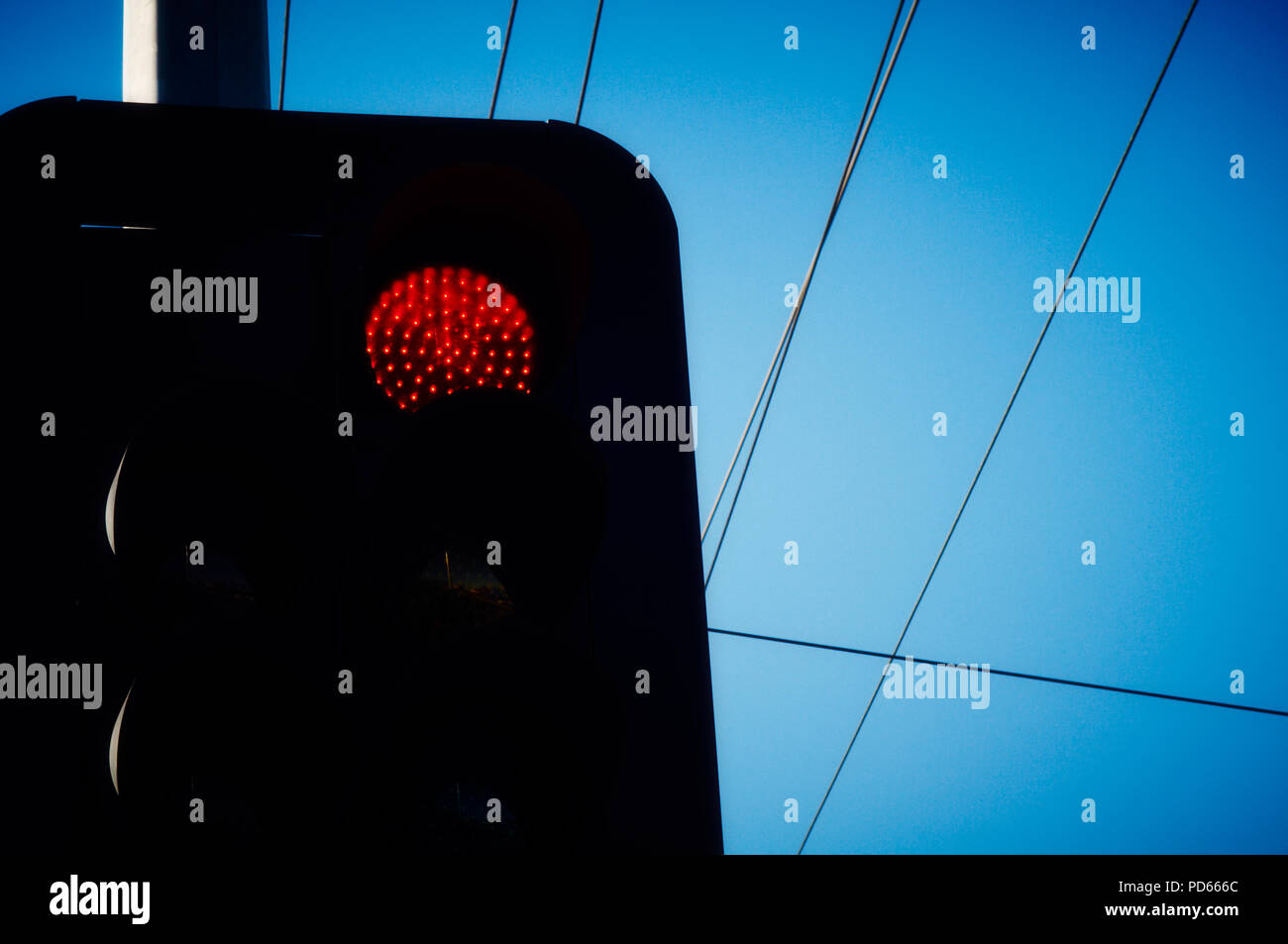 Blue sky with traffic lights hi-res stock photography and images - Alamy