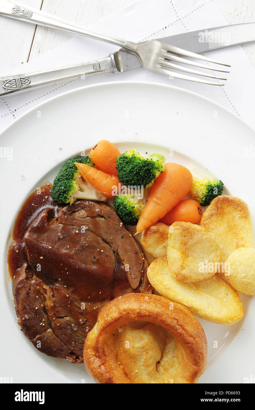 Plated of beef hi-res stock photography and images - Alamy