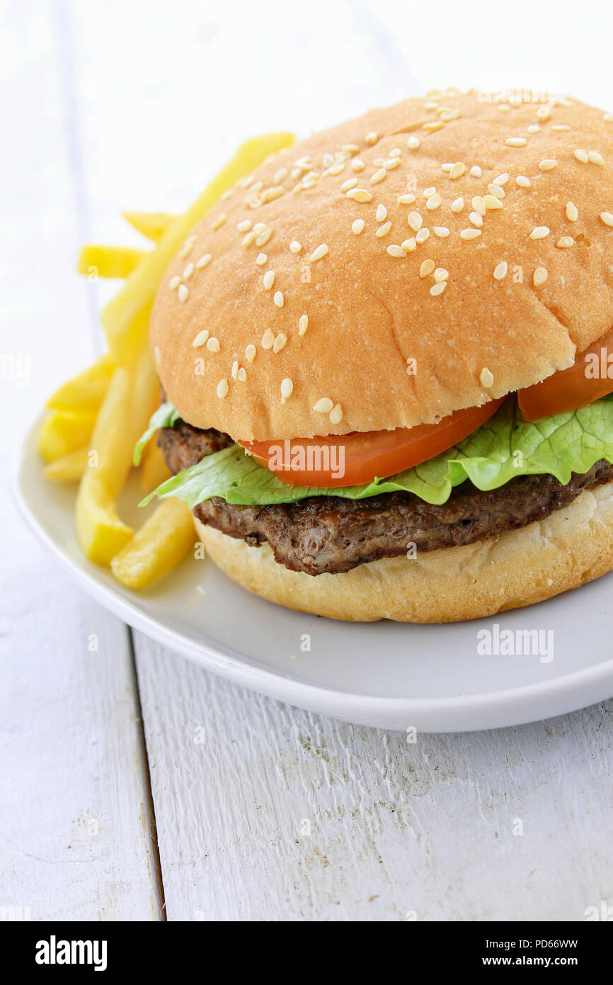 Plated burger meal in bun hi-res stock photography and images - Alamy