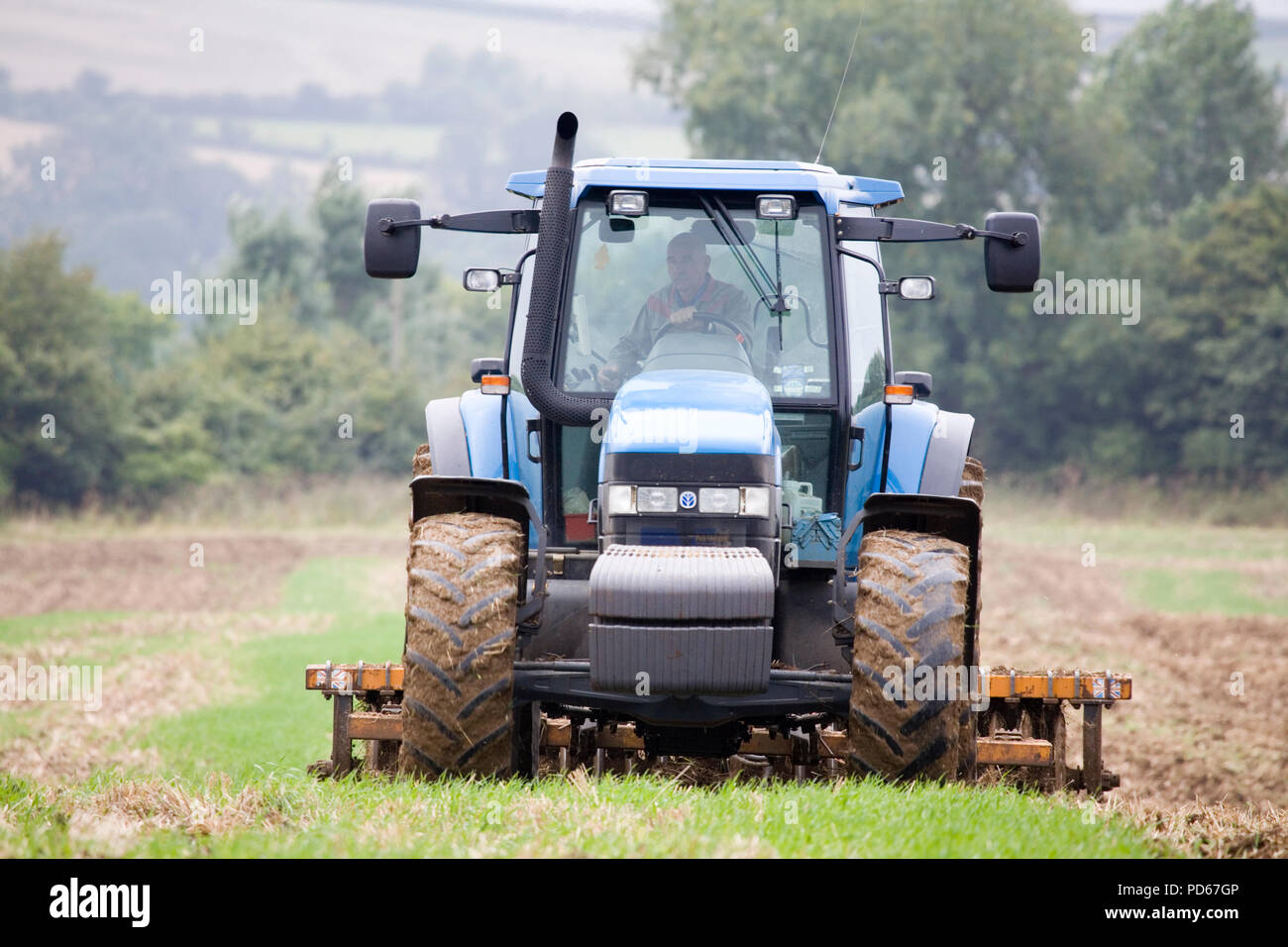 Harrowing fields hi-res stock photography and images - Alamy