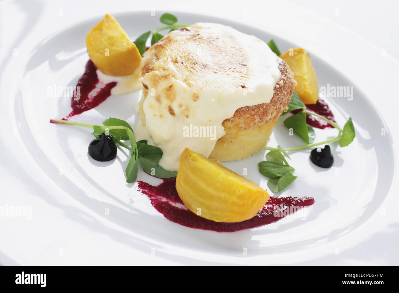 Plated souffle main hi-res stock photography and images - Alamy