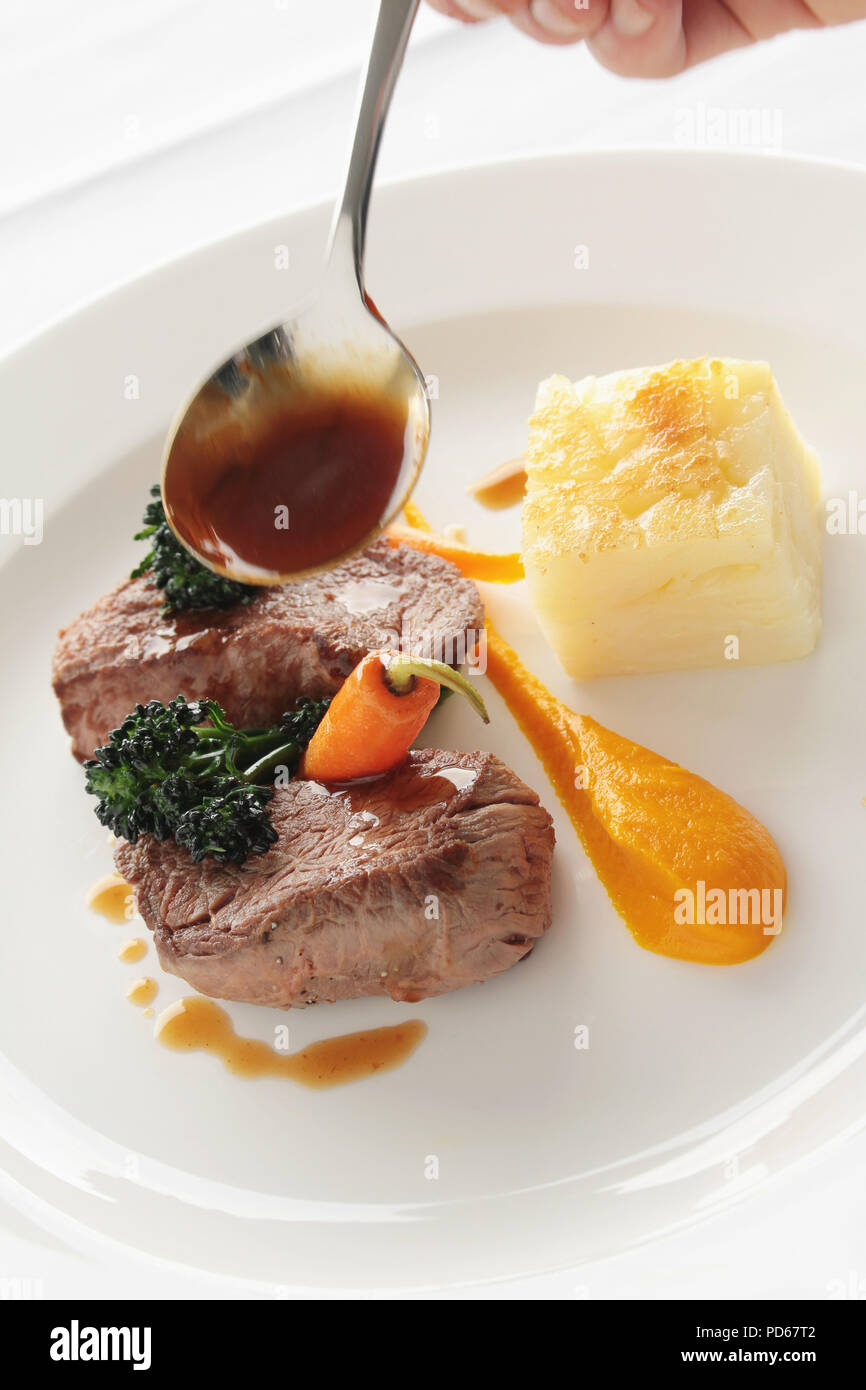 plated lamb main meal Stock Photo - Alamy