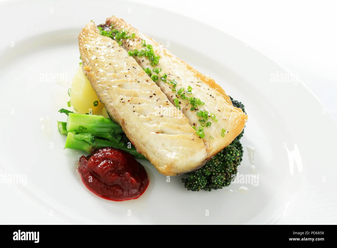 Plated sea bass meal hi-res stock photography and images - Alamy