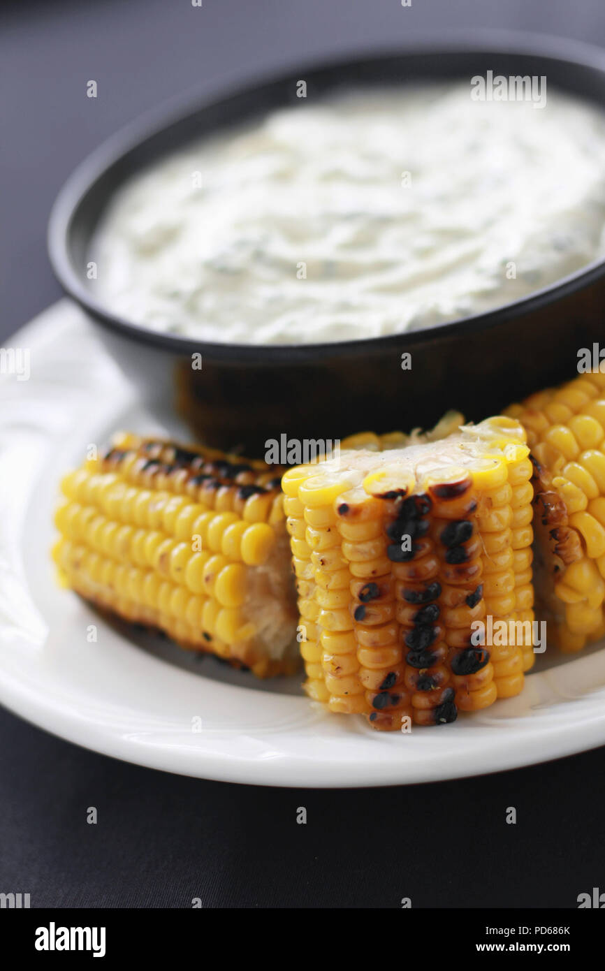 cooked corn on the cob Stock Photo - Alamy